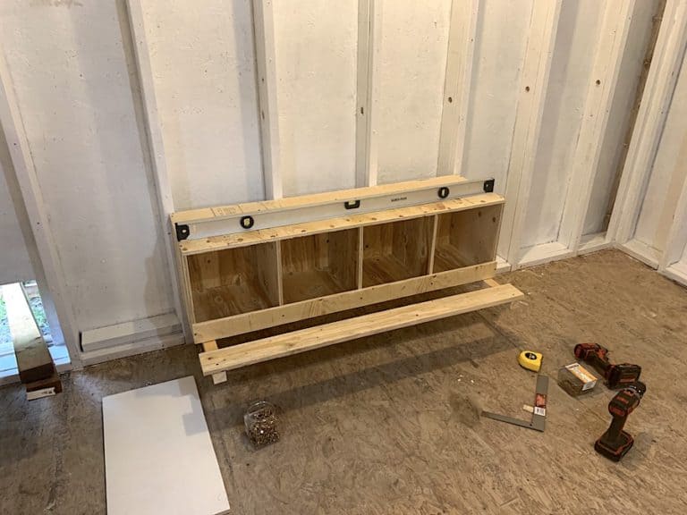 How To Build Nesting Boxes For A Chicken Coop – Homestead Fox